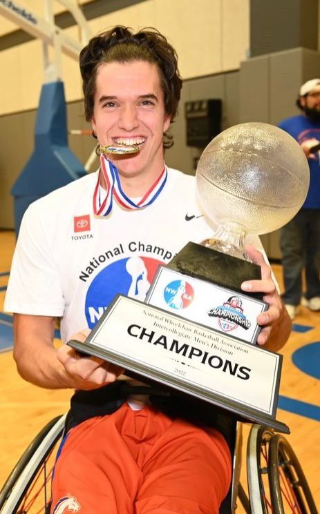 Hummer on two-time national champs | News, Sports, Jobs ...